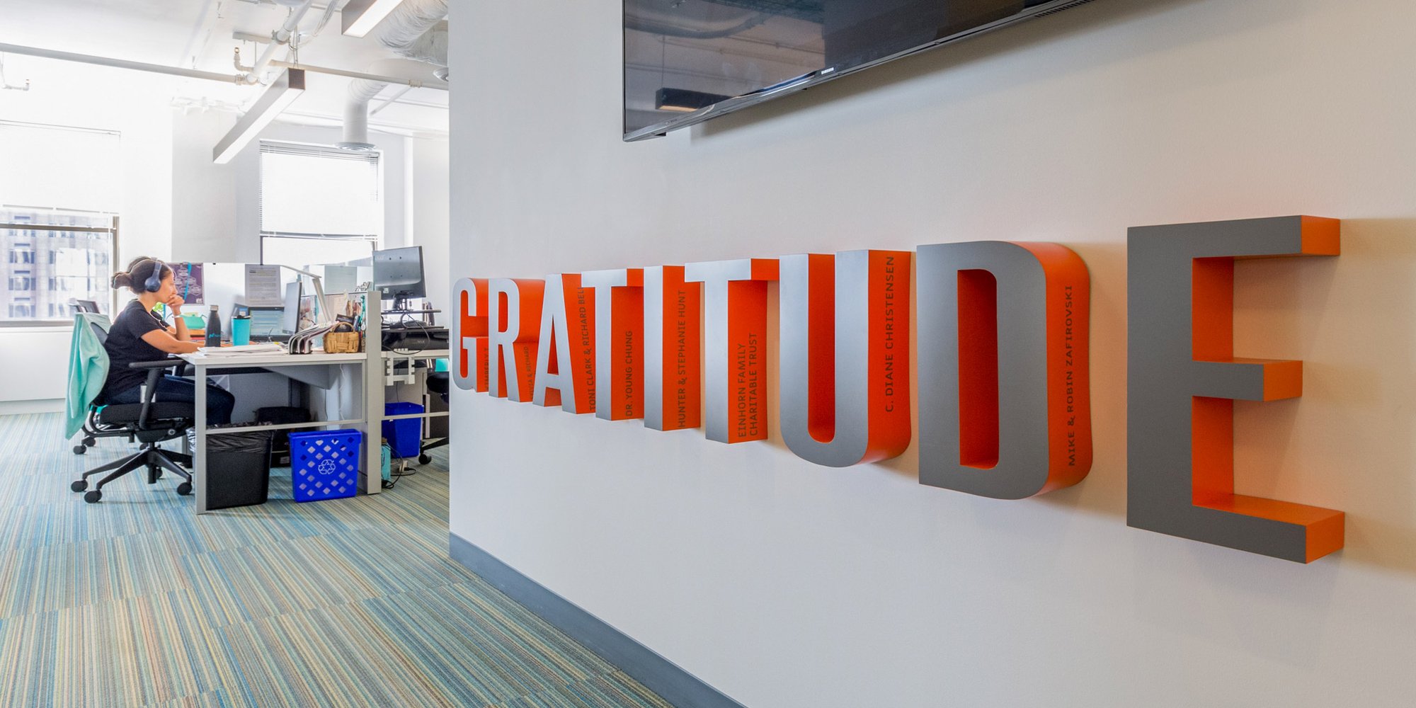 Three Dimensional Letters & Business Logo Signs | Cushing