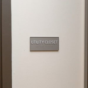 Commercial Real Estate Signs For Property Marketing | Cushing